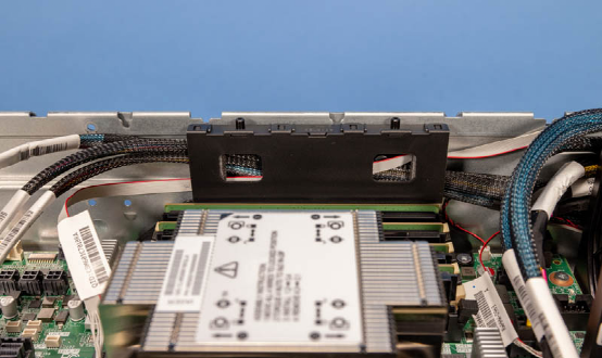 Inspur NF5280M6 2U Intel Xeon Server Review